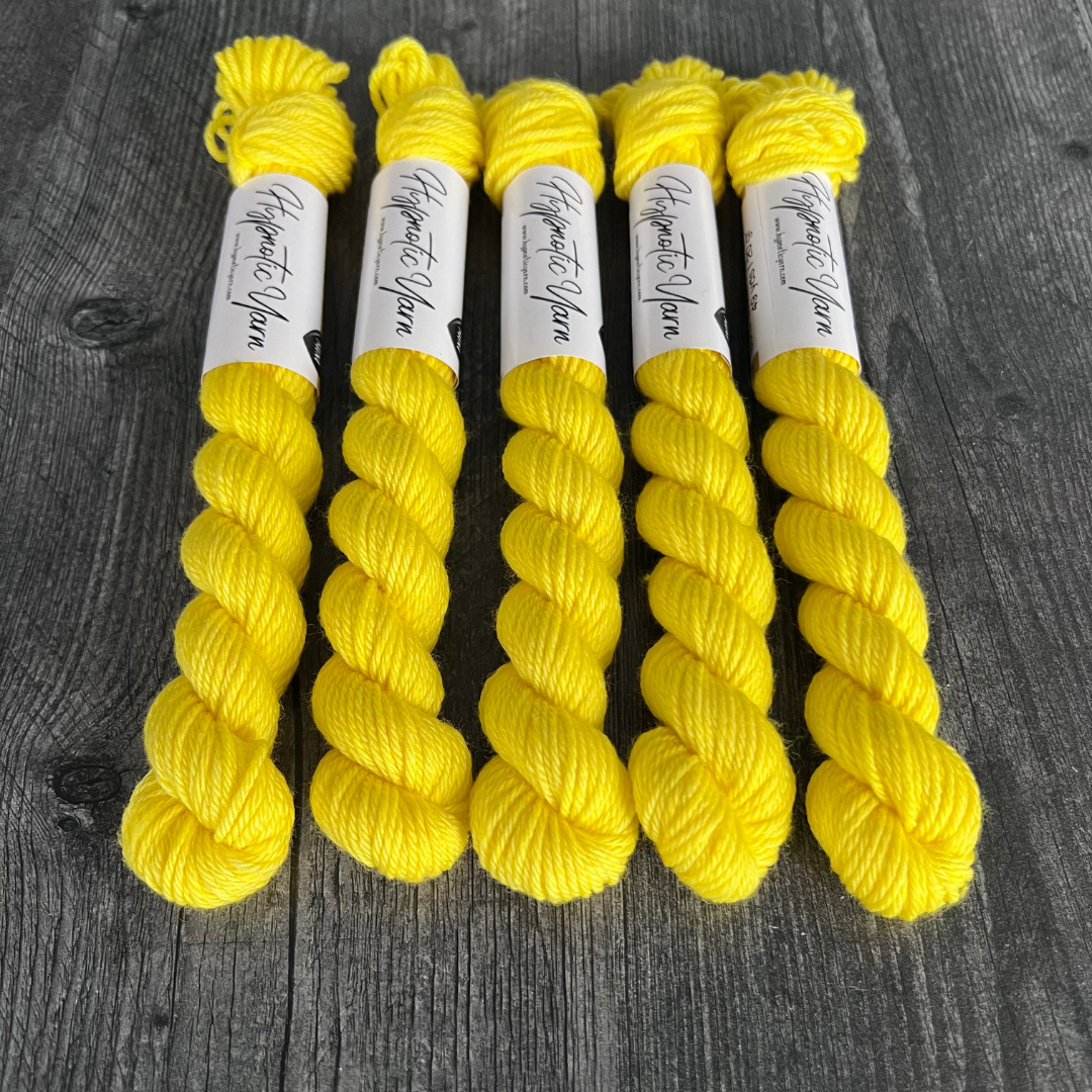 Lemon | Plush DK 20 gr | Hypnotic Yarn